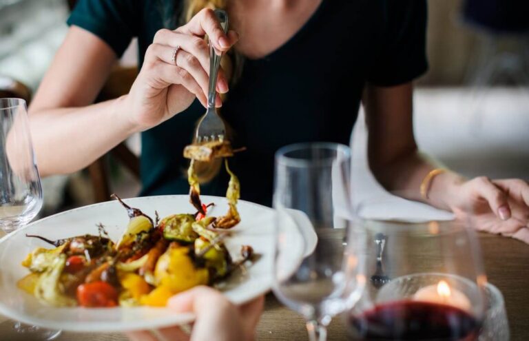 Grocerants - What Are They, and Should QSRs Be Worried?